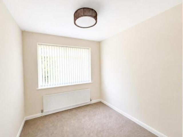 2 bedroom maisonette for rent in Crushes Close, Hutton, Brentwood, CM13