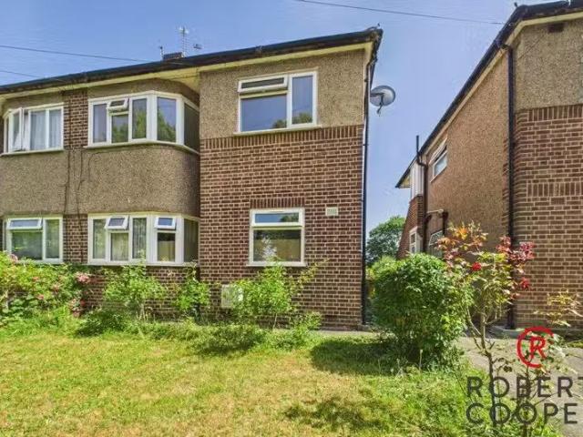 2 bedroom maisonette for rent in Elmgrove Road, Harrow, HA1