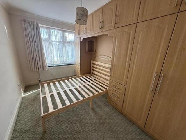 2 bedroom maisonette for rent in Elms Lane, Wembley, HA0