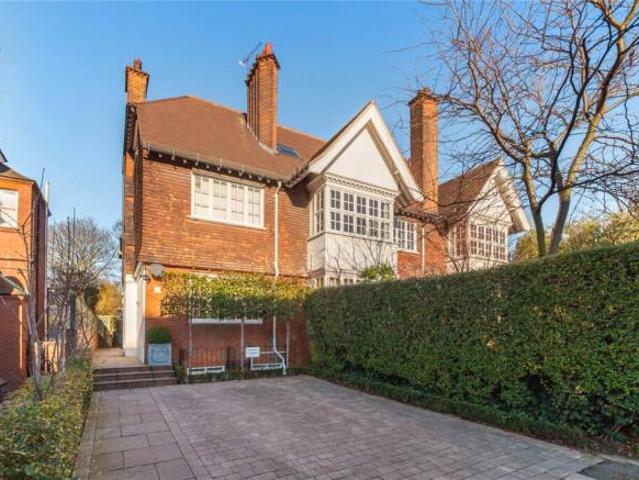 2 bedroom maisonette for rent in Eton Avenue, Belsize Park, NW3
