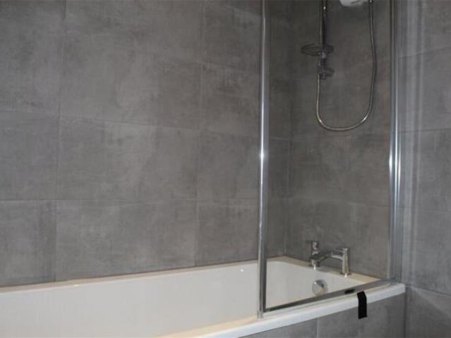 2 bedroom maisonette for rent in Eversley Avenue, Bexleyheath, Kent, DA7