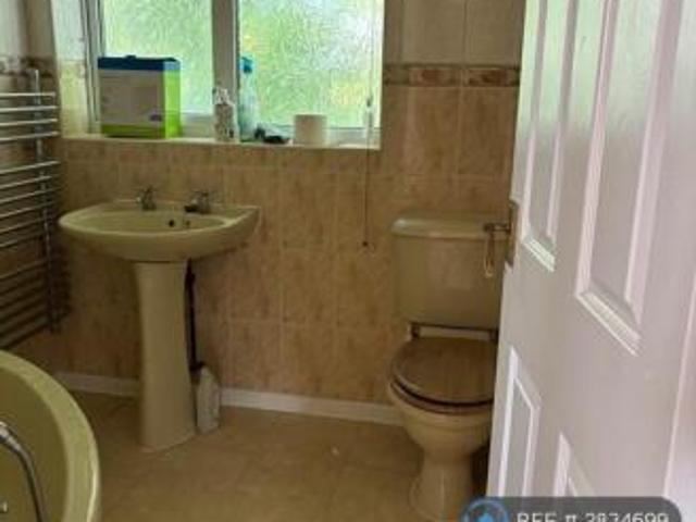 2 bedroom maisonette for rent in Firsholm Close, Sutton Coldfield, B73