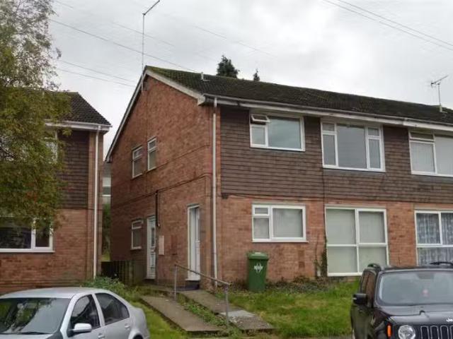 2 bedroom maisonette for rent in Frobisher Road, Rugby, Warwic.