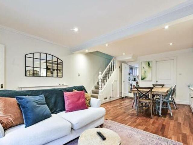 2 Bedroom Maisonette For Rent In Fulham, London
