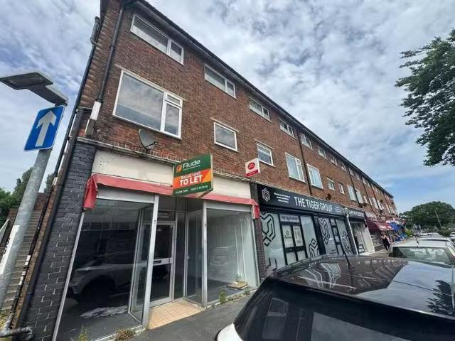 2 bedroom maisonette for rent in Goring Road, Goring by Sea, W.