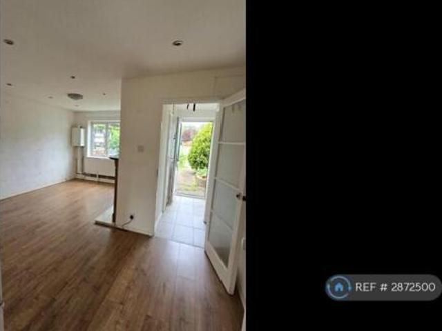 2 bedroom maisonette for rent in Grosvenor Court, Slough, SL1