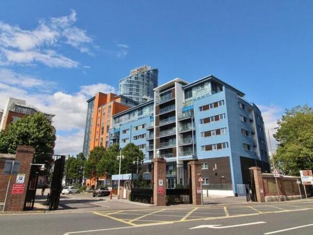 2 bedroom maisonette for rent in Gunwharf Quays, Portsmouth, PO1