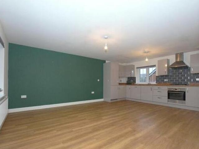 2 Bedroom Maisonette For Rent In Harrietsham