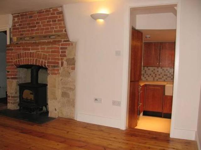 2 bedroom maisonette for rent in High Street Lewes East Sussex BN7