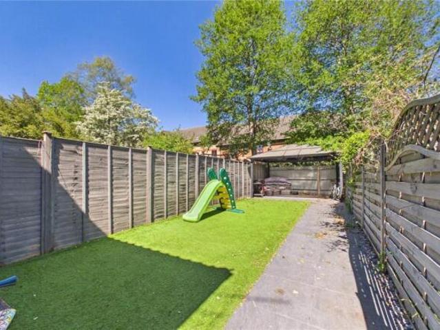 2 bedroom maisonette for rent in Ivydene Road, Reading, Berkshire, RG30