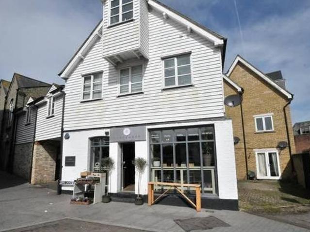 2 bedroom maisonette for rent in Jepps Lane Royston SG8