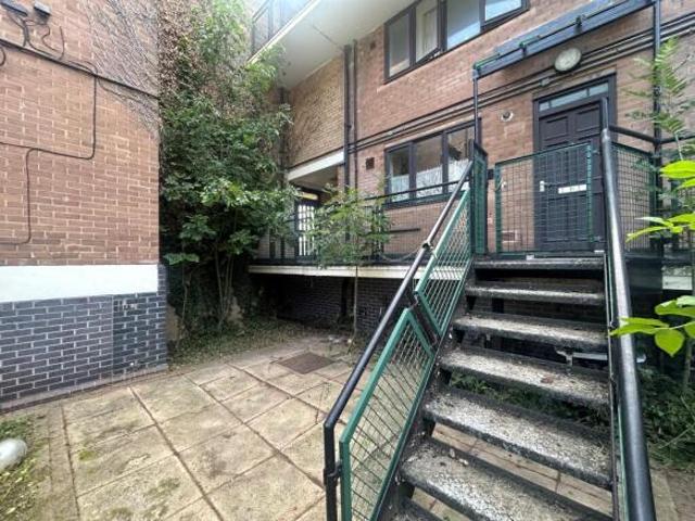 2 bedroom maisonette for rent in Jericho Street, S3