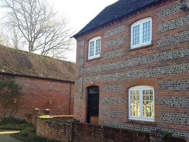 2 bedroom maisonette for rent in Langton Farm CottagesLangton Long DT11