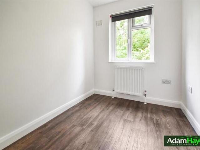 2 bedroom maisonette for rent in Lankaster Gardens, East Finchley, N2
