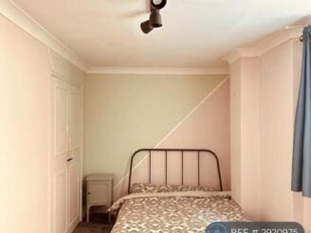 2 bedroom maisonette for rent in Lansdowne Way, London, SW8