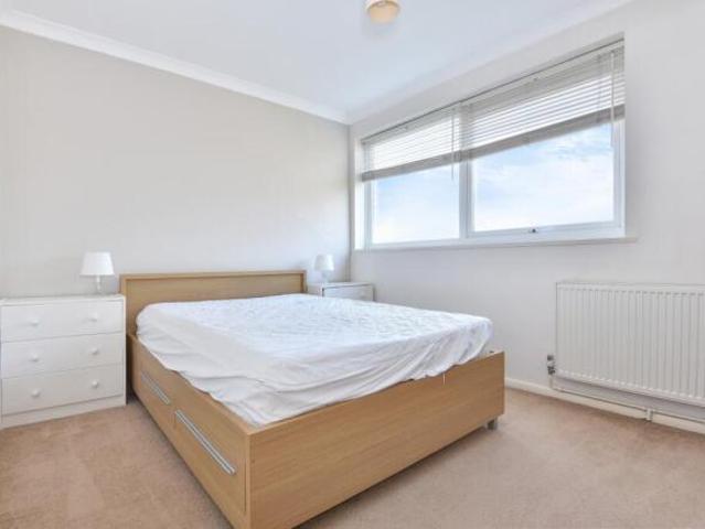 2 bedroom maisonette for rent in Lenham Road Lee SE12