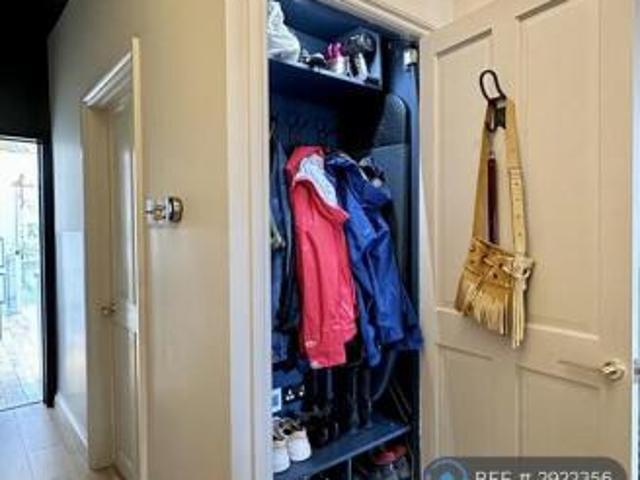 2 bedroom maisonette for rent in Leamington Villas, London, SE13