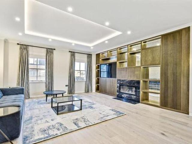 2 Bedroom Maisonette For Rent In London