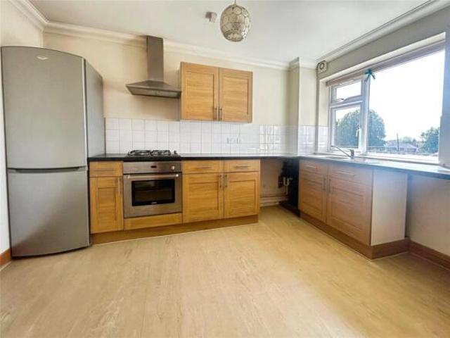 2 bedroom maisonette for rent in Main Road, Hoo, Rochester, Kent, ME3