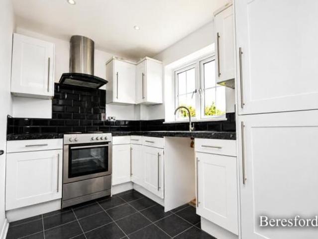 2 bedroom maisonette for rent in Mitton Vale, Chelmer Village, CM2