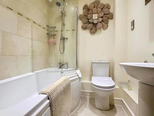 2 bedroom maisonette for rent in Oakcot Gardens, Shireshead Road, Reading, RG30