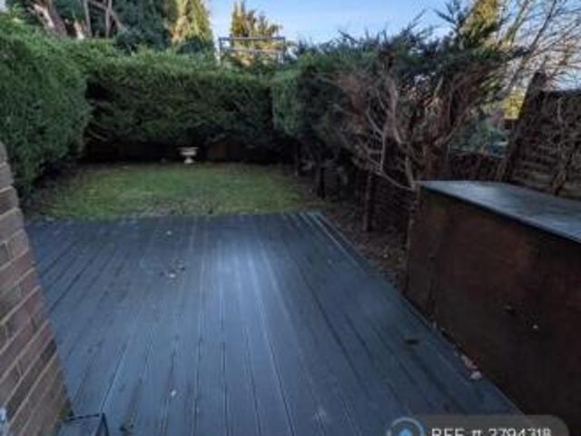 2 bedroom maisonette for rent in Orpington Road, London, N21