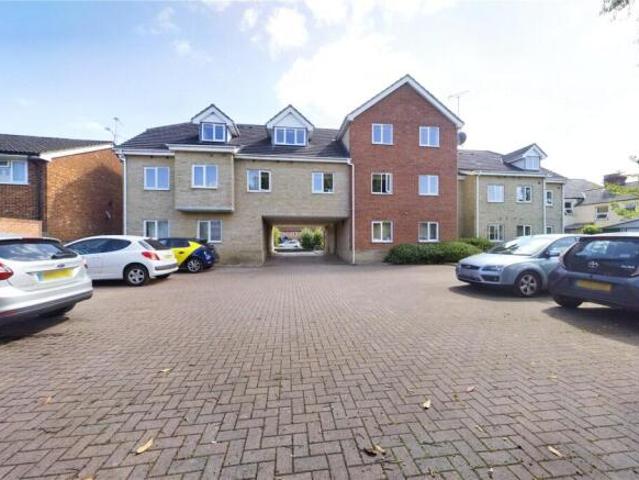 2 bedroom maisonette for rent in Pipers Gate, Star Road, Caversham, Reading, RG4