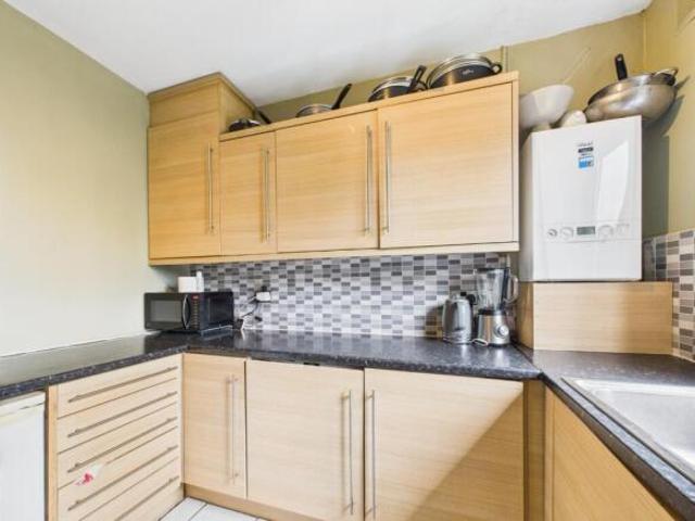 2 bedroom maisonette for rent in Pixfield Court, Beckenham Lane, Bromley, Kent, BR2