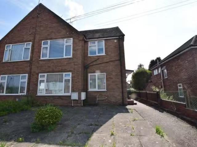2 bedroom maisonette for rent in Prince Of Wales Road, Chapelf.