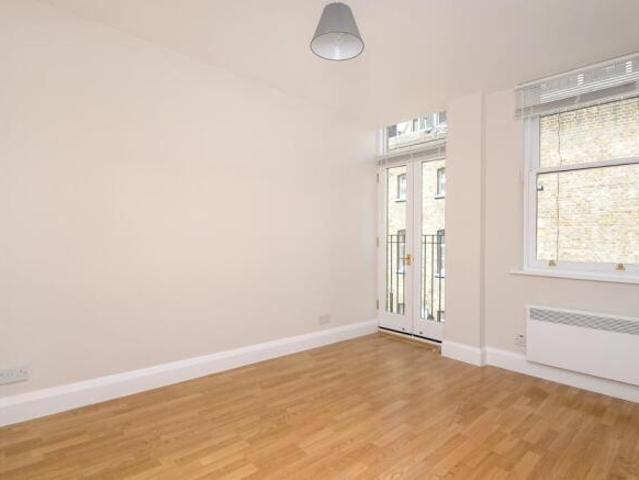2 bedroom maisonette for rent in Quadrant road, Richmond, TW9