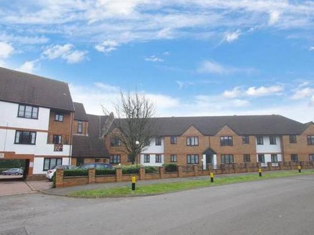 2 bedroom maisonette for rent in Ridge Green Shaw SN5