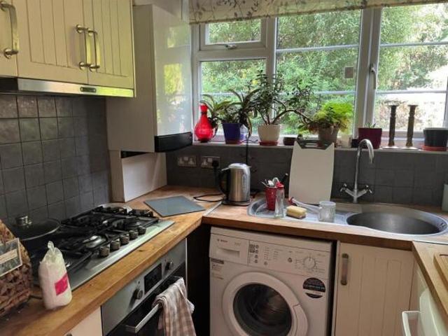 2 bedroom maisonette for rent in Runnymede, Colliers Wood, SW19
