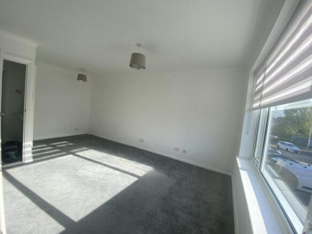 2 bedroom maisonette for rent in Scott Avenue, Gillingham, Kent, ME8
