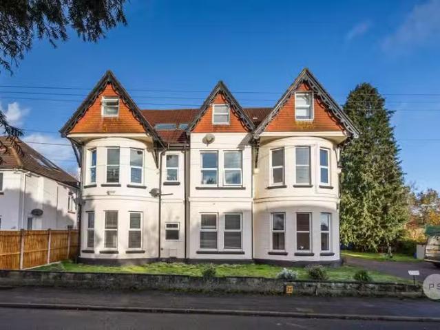 2 bedroom maisonette for rent in Sandringham Lodge, Sandringha.