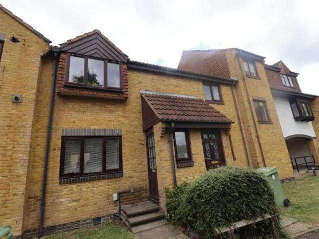 2 bedroom maisonette for rent in Somerford Way, Rotherhithe SE16