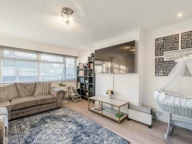 2 bedroom maisonette for rent in Slough Berkshire SL1