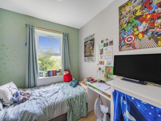 2 bedroom maisonette for rent in Slough, Berkshire, SL1