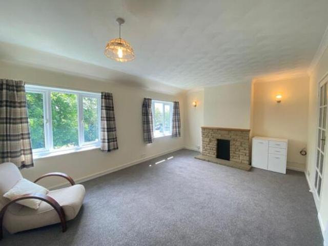 2 bedroom maisonette for rent in Stratfield Road, Basingstoke, RG21