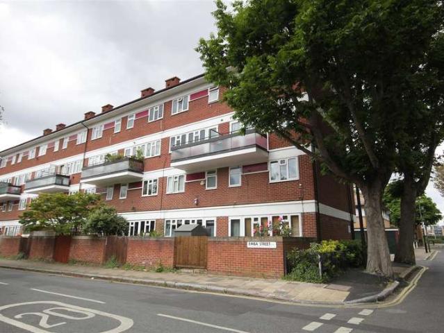 2 Bedroom Maisonette Flat