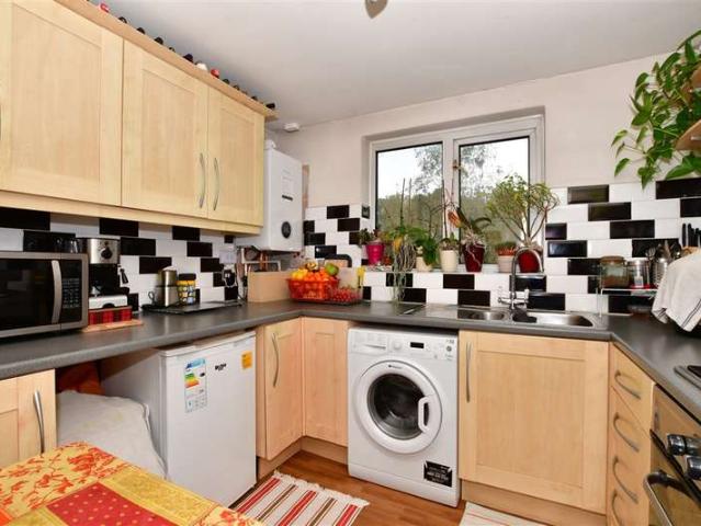 2 Bedroom Maisonette Flat
