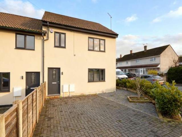 2 Bedroom Maisonette Flat
