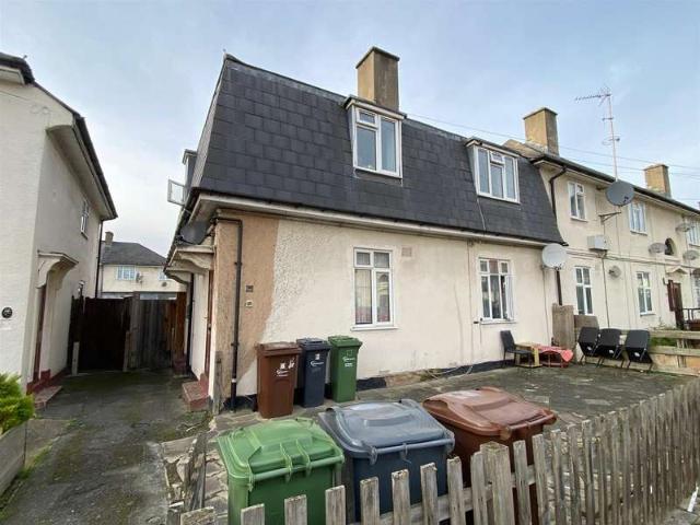 2 Bedroom Maisonette Flat