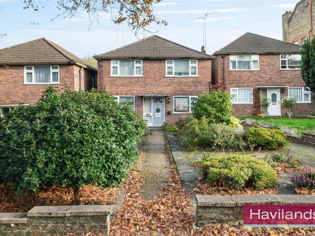 2 Bedroom Maisonette Flat