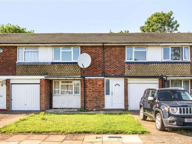2 Bedroom Maisonette Flat