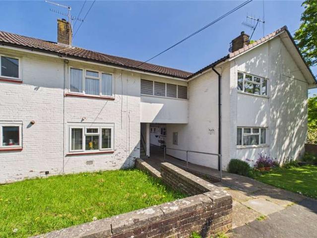 2 Bedroom Maisonette Flat