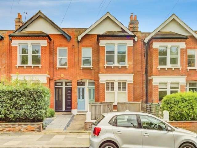 2 Bedroom Maisonette Flat