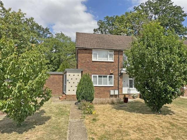 2 Bedroom Maisonette Flat