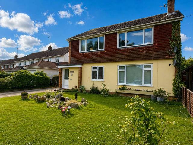 2 Bedroom Maisonette Flat