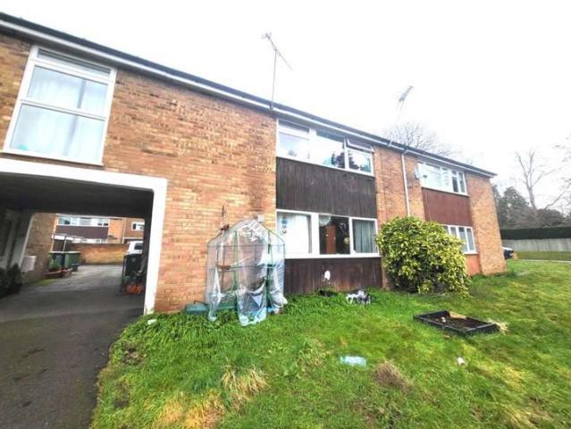 2 Bedroom Maisonette Flat