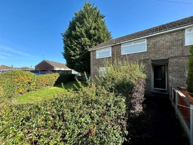 2 Bedroom Maisonette Flat